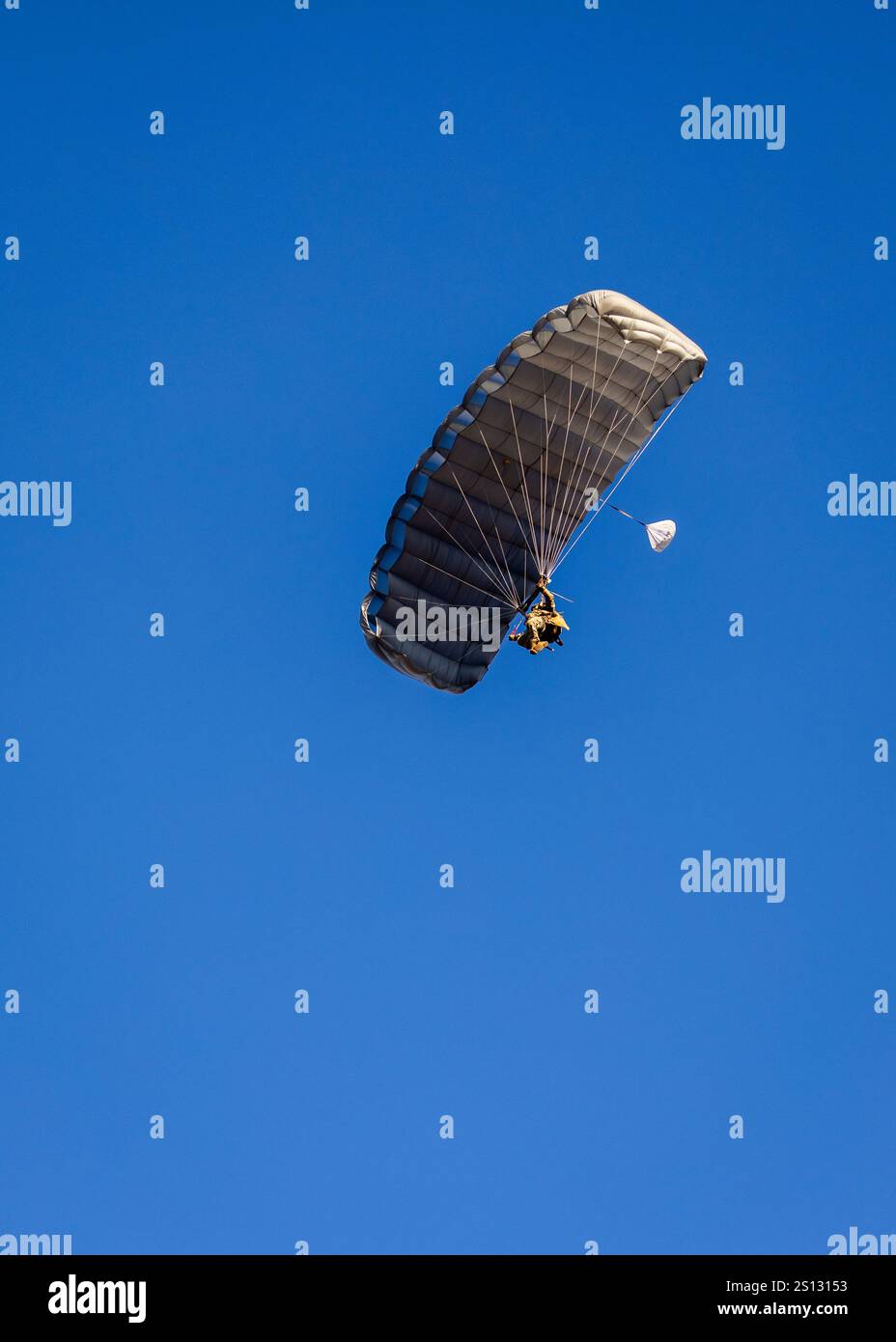 Otd paratrooper hi-res stock photography and images - Alamy
