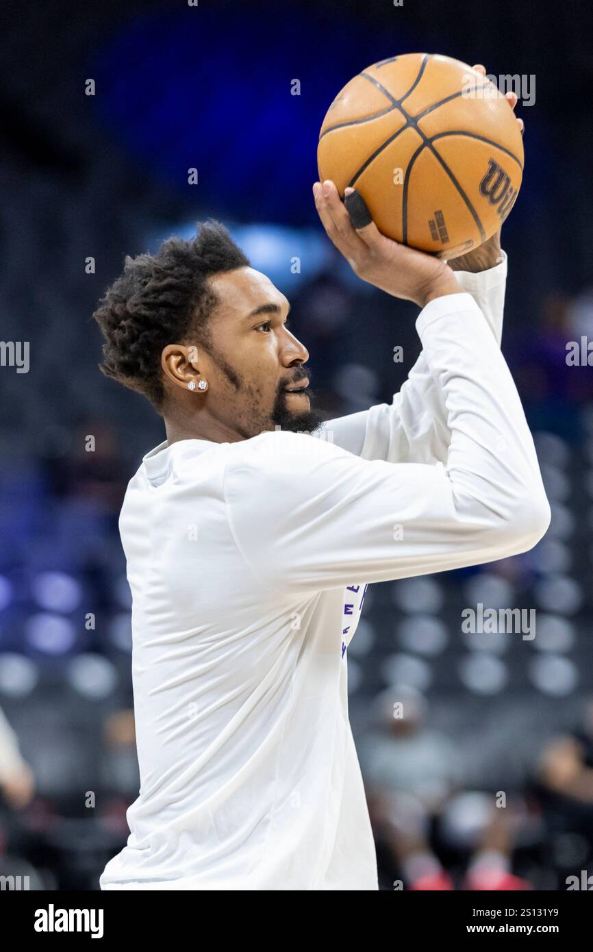 Sacramento Kings guard Malik Monk warms up before an NBA basketball ...