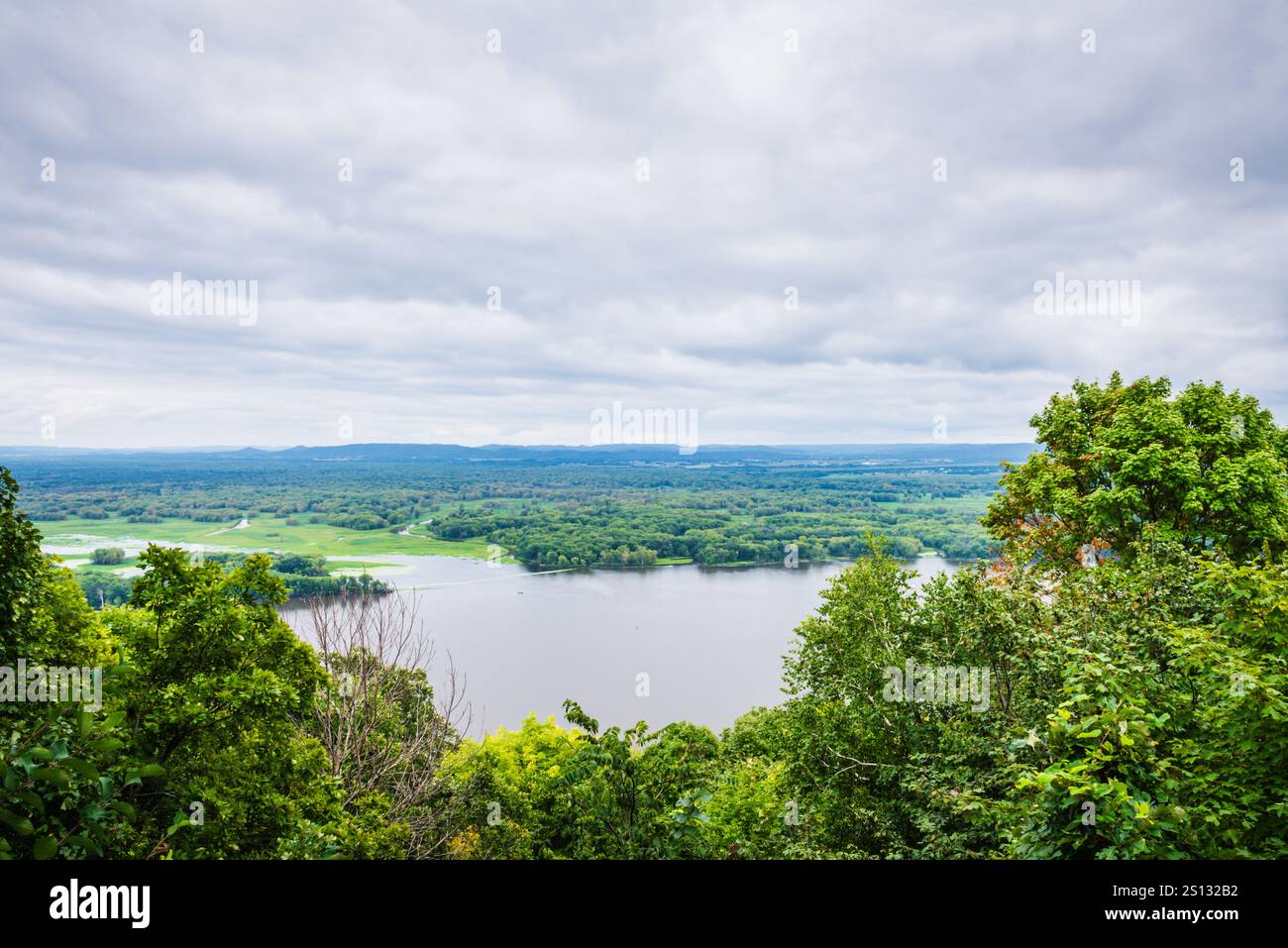 Scenic overlook from the Great River Bluffs State Park in Minnesota ...