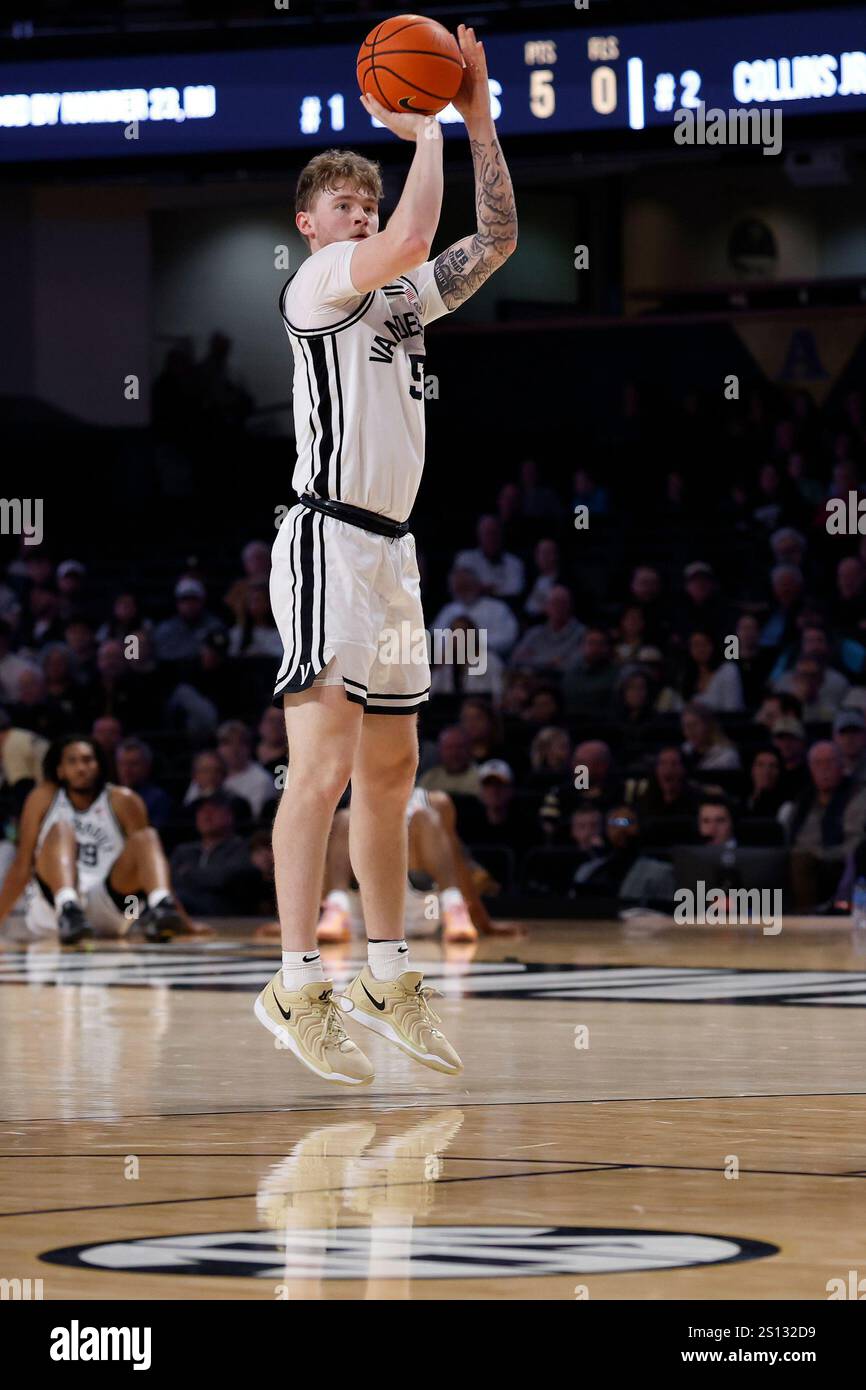 NASHVILLE, TN - DECEMBER 30: Vanderbilt Commodores guard Tyler Nickel ...