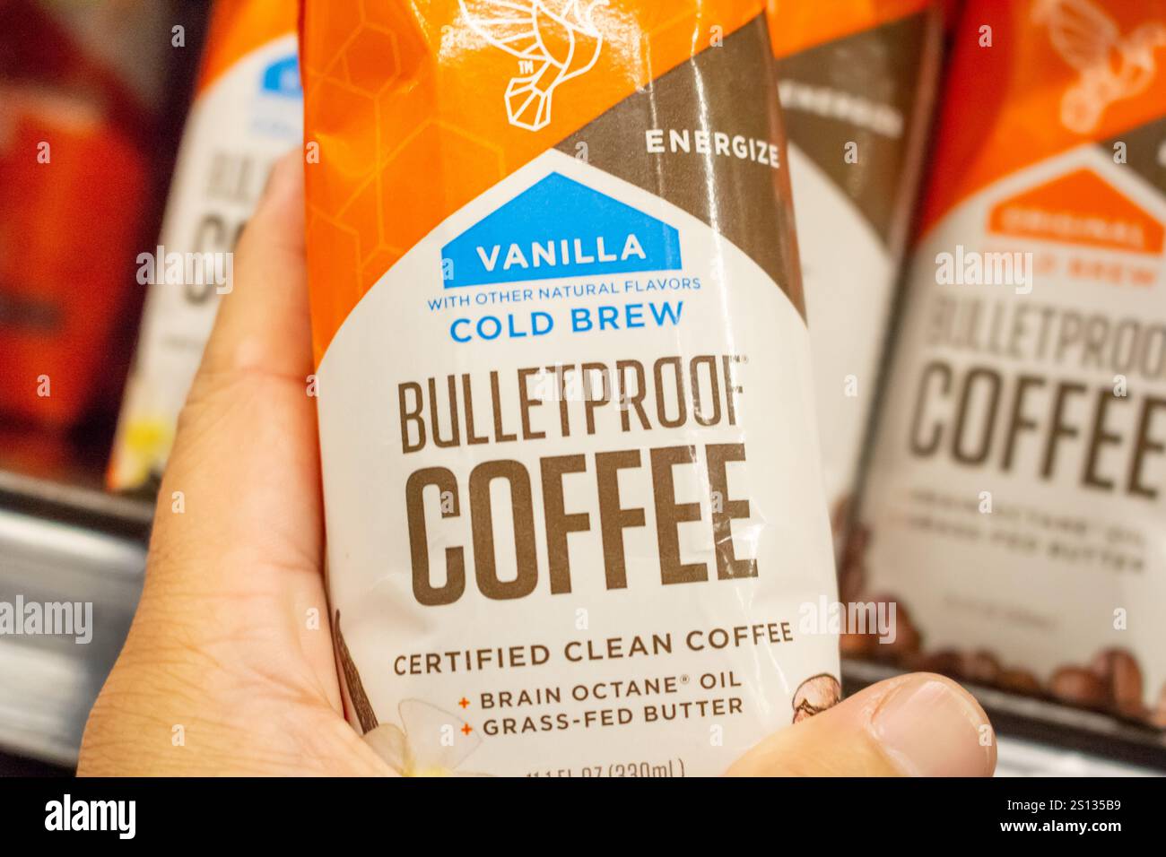 Coffee cold brew carton hi-res stock photography and images - Alamy