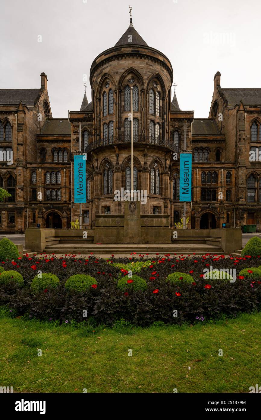 University of Glasgow, Scotland in the United Kingdom. Founded by papal ...