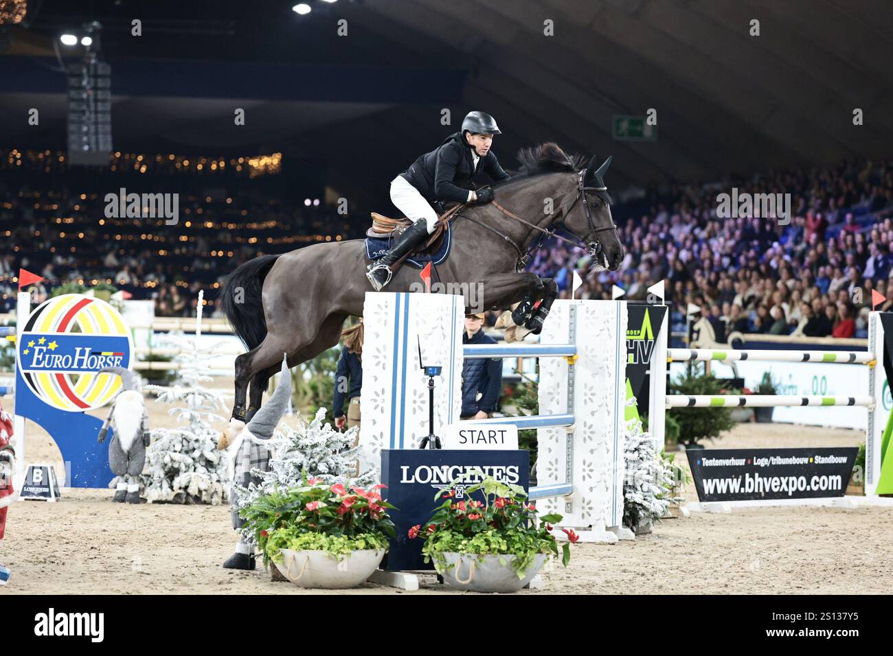 Mechelen, Belgium. 29th Dec, 2024. Philippe Vanderhasselt of Belgium ...