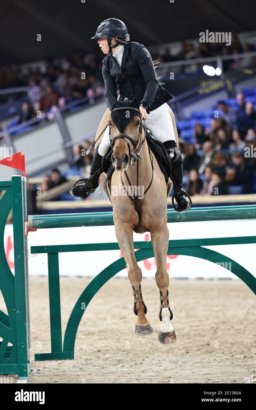 Mechelen, Belgium. 29th Dec, 2024. Aurelie Deloof of Belgium with Real ...