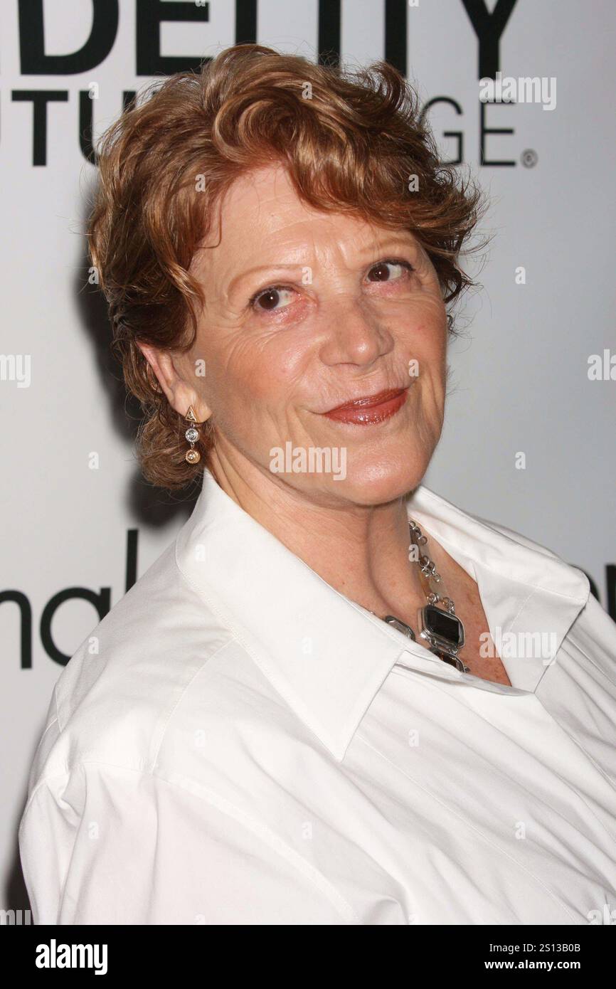 Linda Lavin attends the 76th Annual Drama League Awards Ceremony and ...