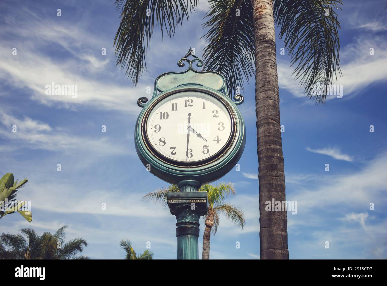 A view of an old fashioned analog clock, seen in Orange, California ...