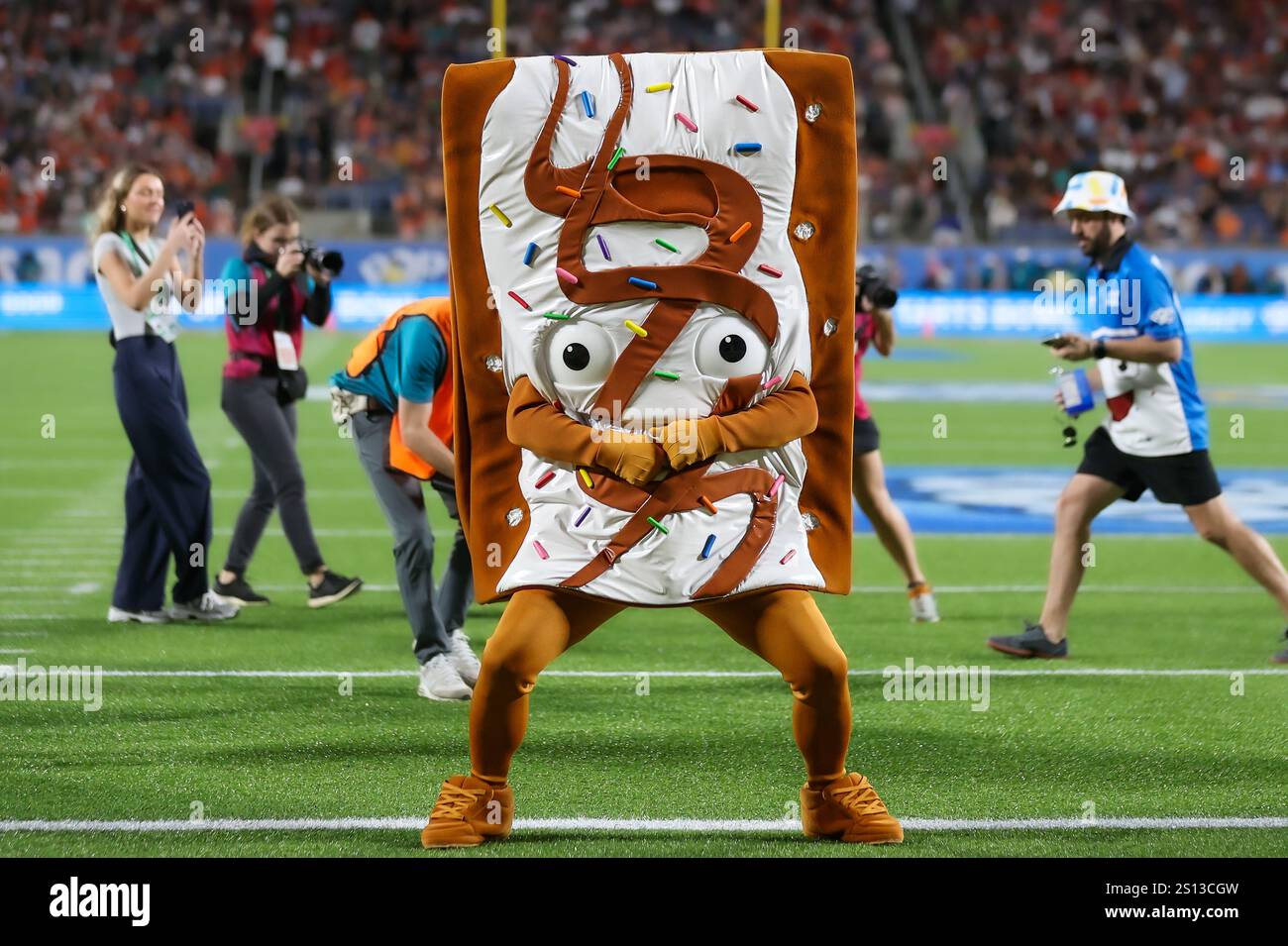 Orlando, FL, USA. 28th Dec, 2024. The chocolate fudge sundae Pop-Tart ...