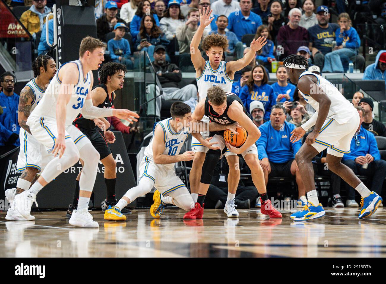 UCLA Bruins guard Lazar Stefanovic (10) challenges Gonzaga Bulldogs ...