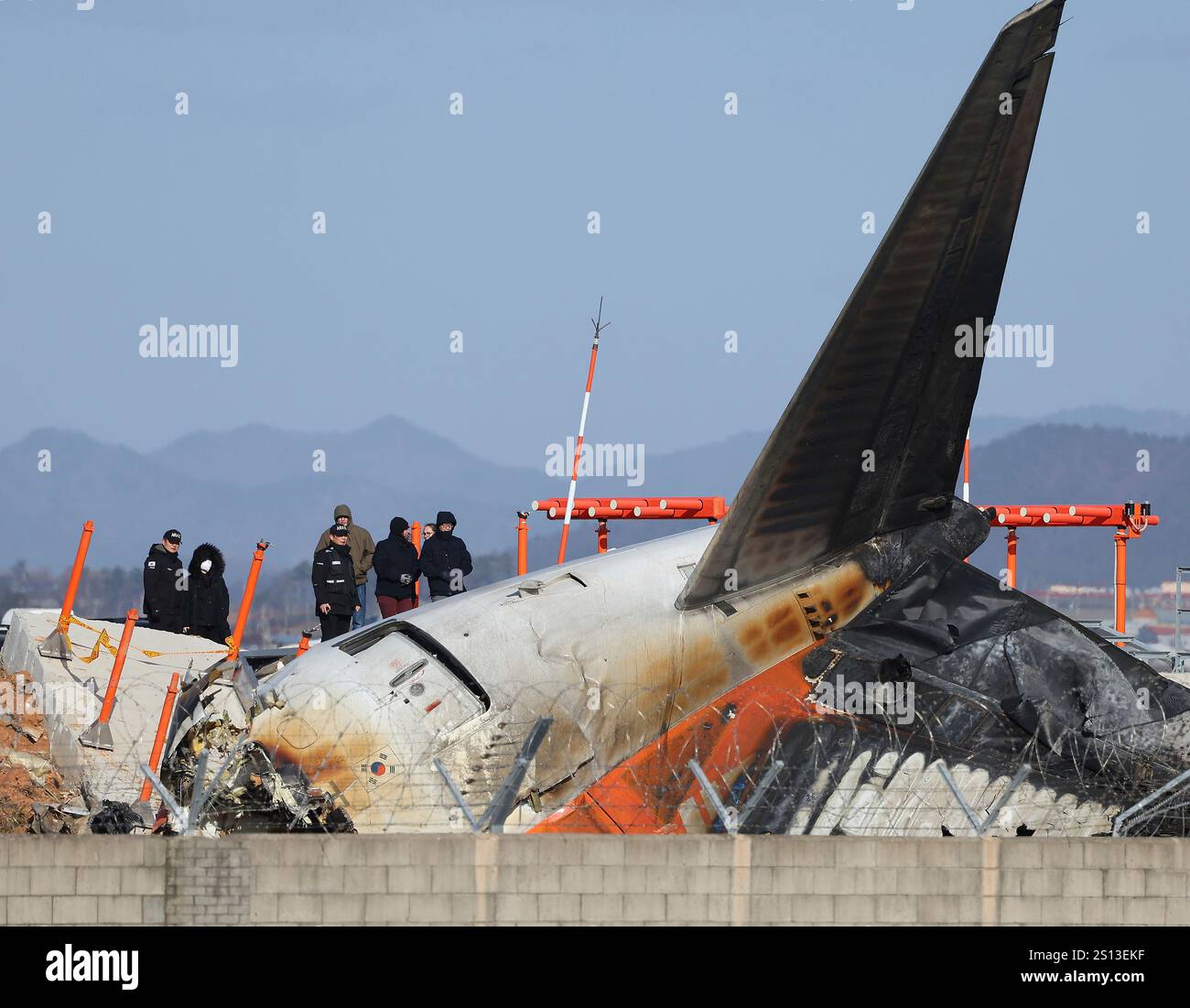 Experts from the U.S. National Transportation Safety Board (NTSB) and ...