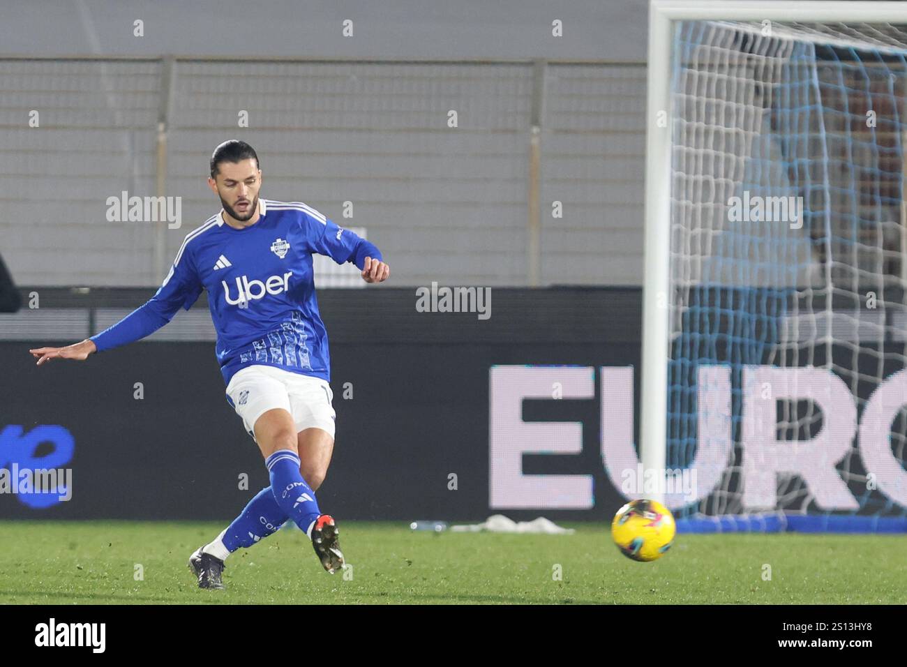 Como, Italia. 30th Dec, 2024. Como's Como 1907's Alberto Dossena in ...