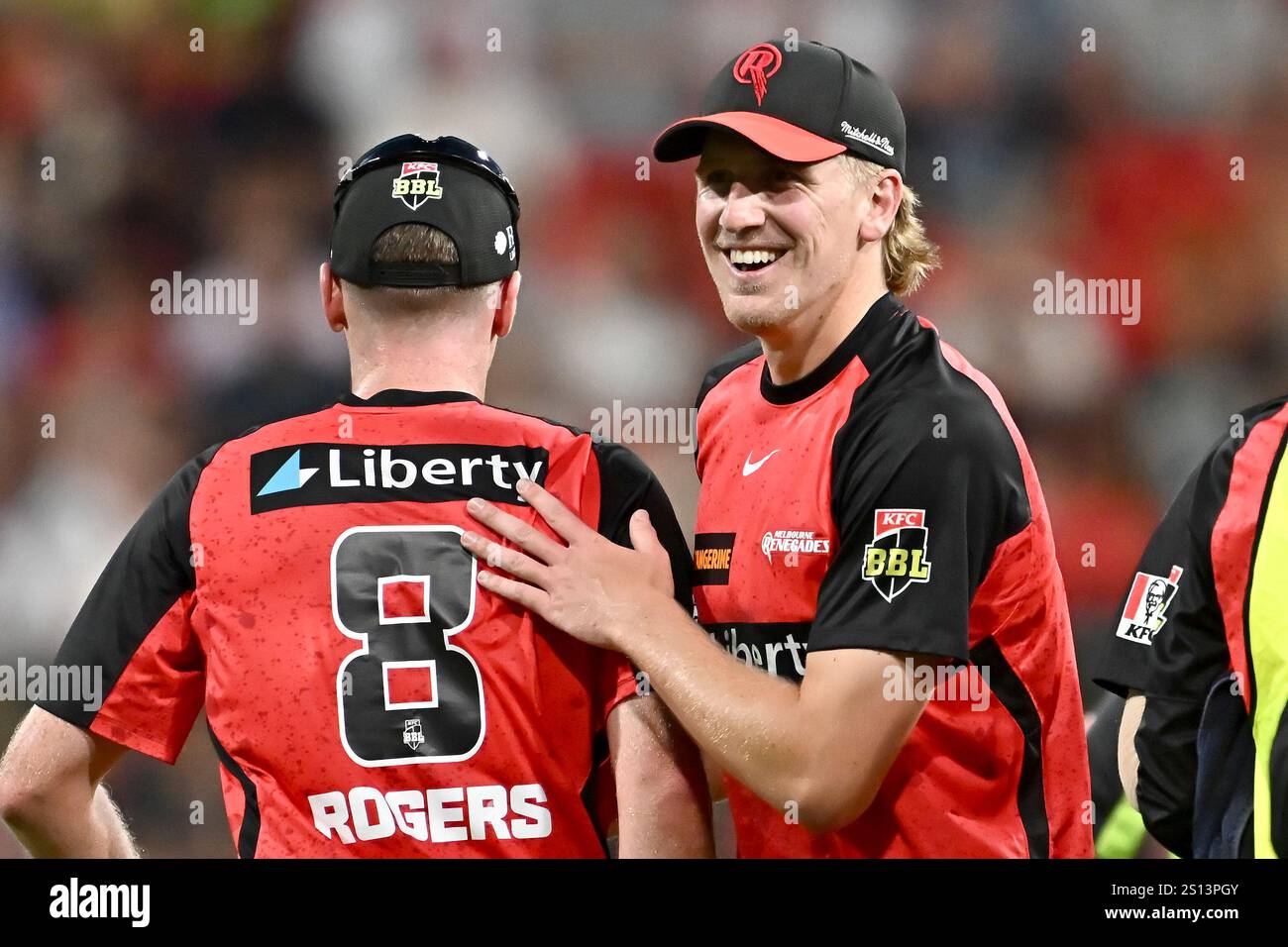 Sydney, Australia. 30th Dec, 2024. Will Sutherland (R) of Melbourne ...