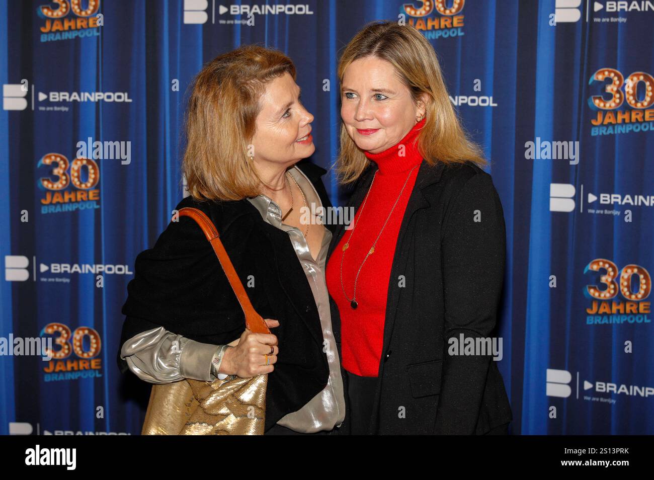 Annette Frier und Sabine Frier beim Event 30 Jahre Brainpool im Cinedom ...