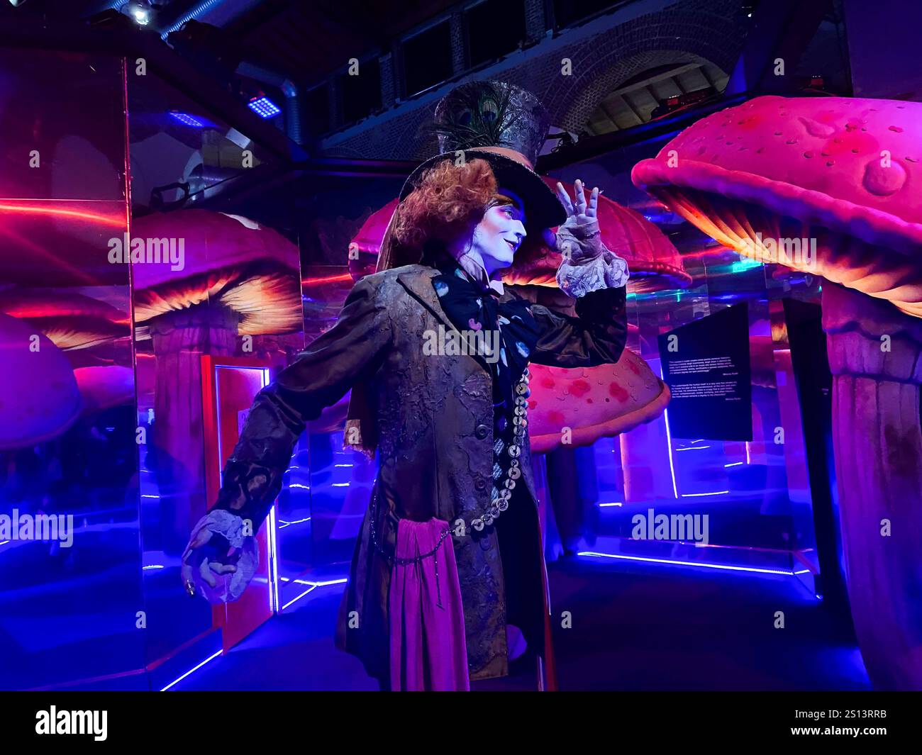 Milano, Italy. 30th Dec, 2024. The statue of Alice in Wonderland is at ...