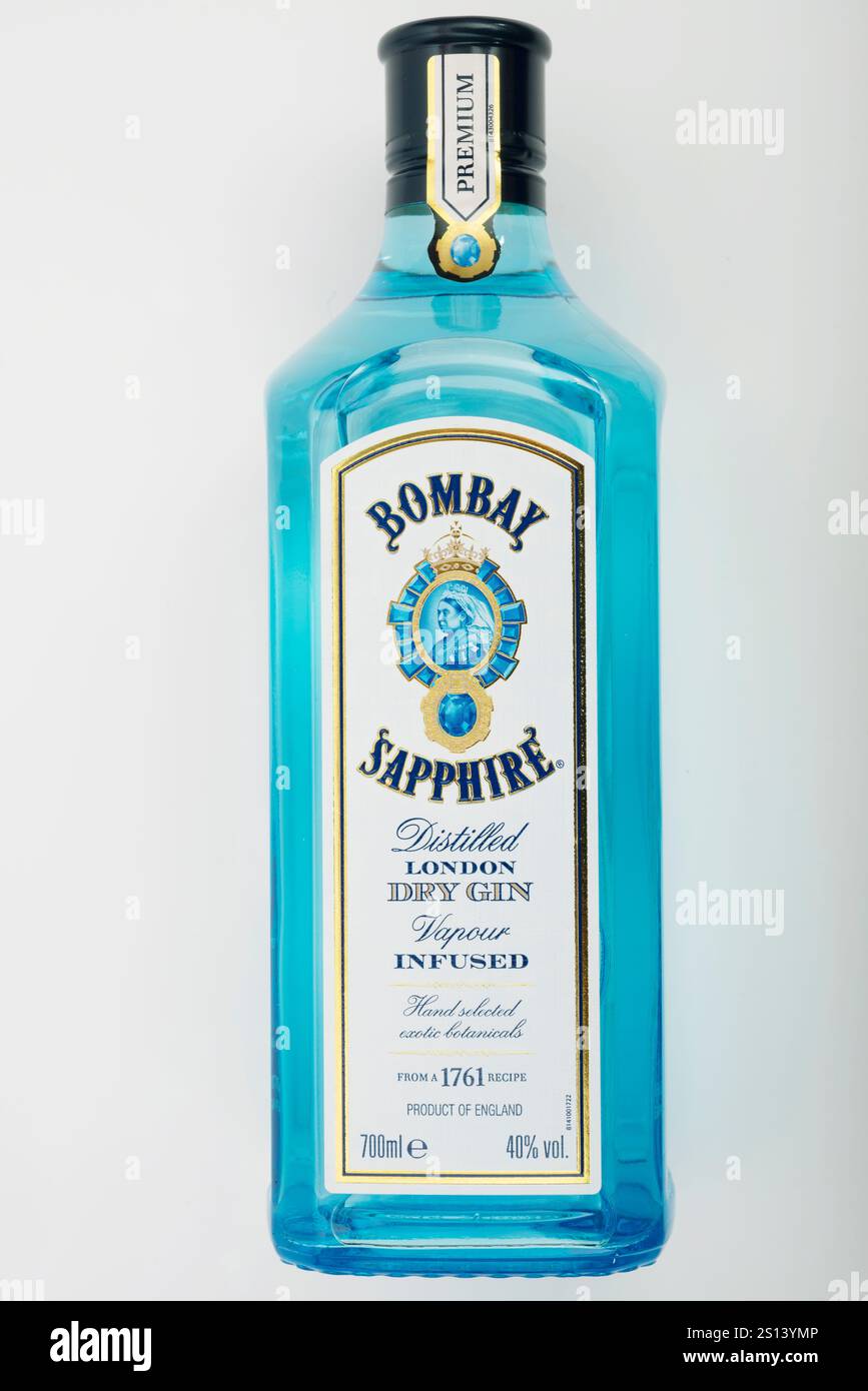 Bombay Sapphire London dry gin Stock Photo - Alamy