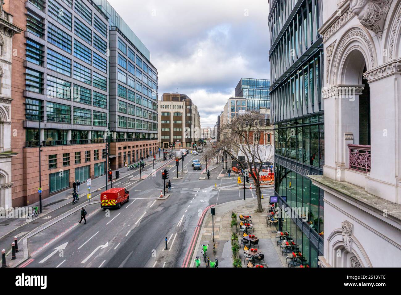 View north along Farringdon Street from Holborn Viaduct, London Stock ...