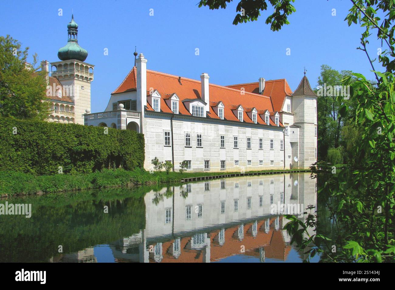 Wasserschloss pottenstein hi-res stock photography and images - Alamy