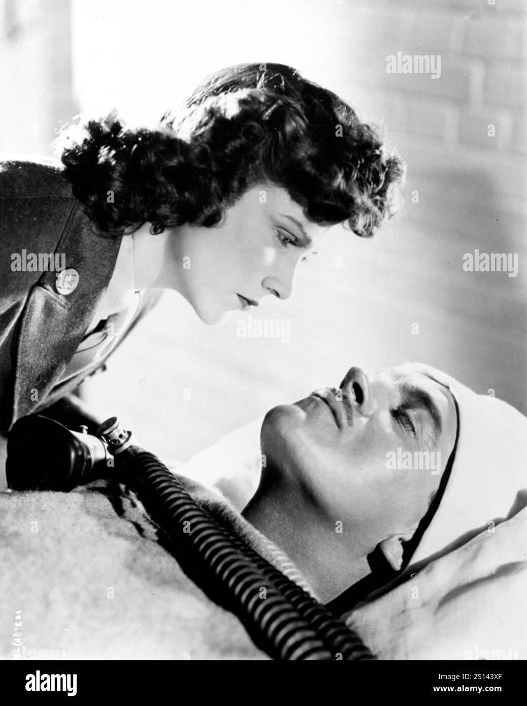 KIM HUNTER and DAVID NIVEN in A MATTER OF LIFE AND DEATH / STAIRWAY TO ...