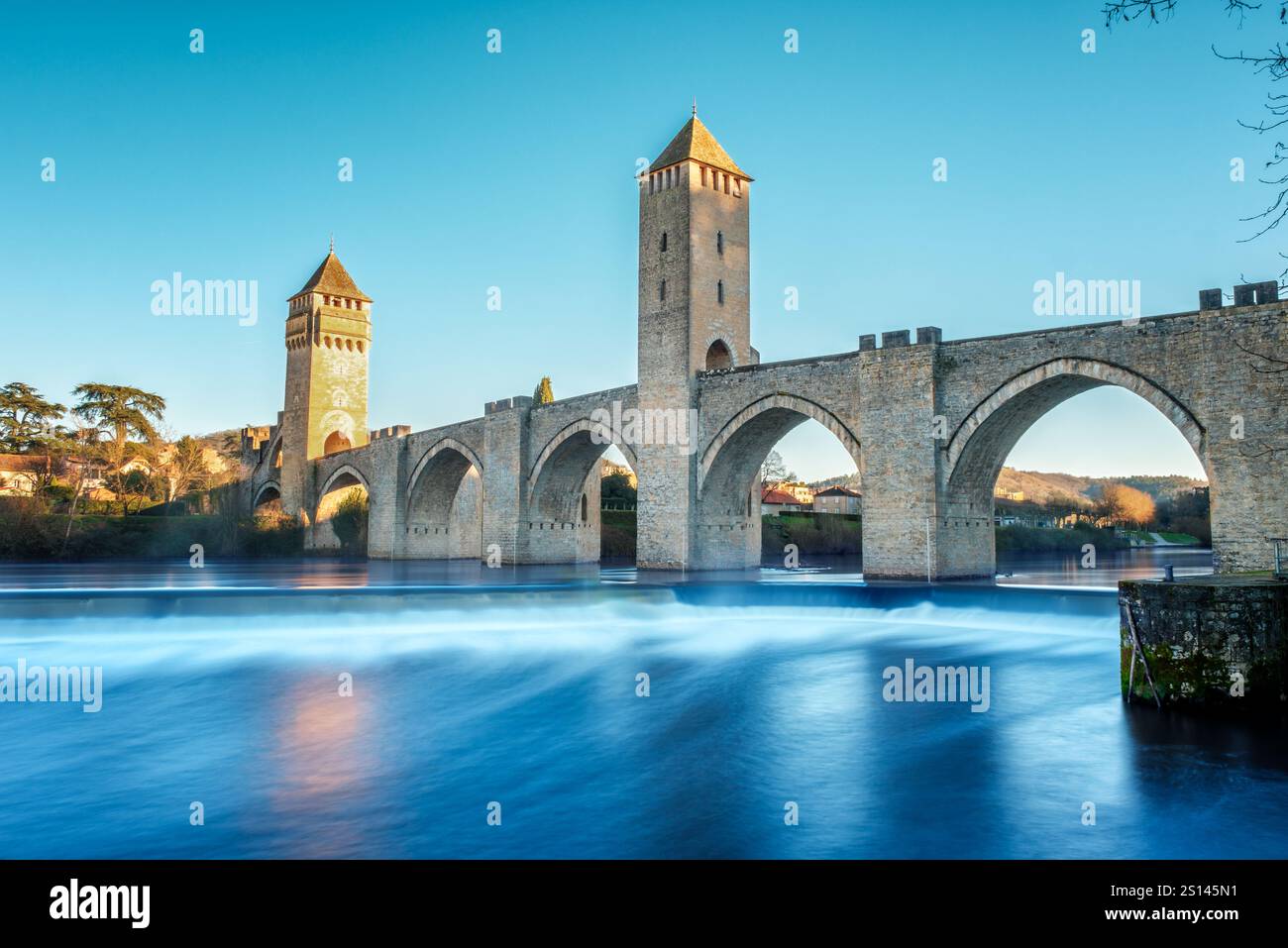 The 14th and 15th century Valentré bridge, a UNESCO World Heritage Site ...