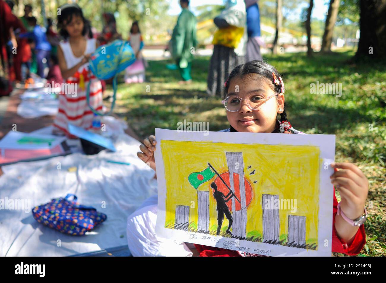 Students participate in a drawing competition on the theme of July 2024 ...
