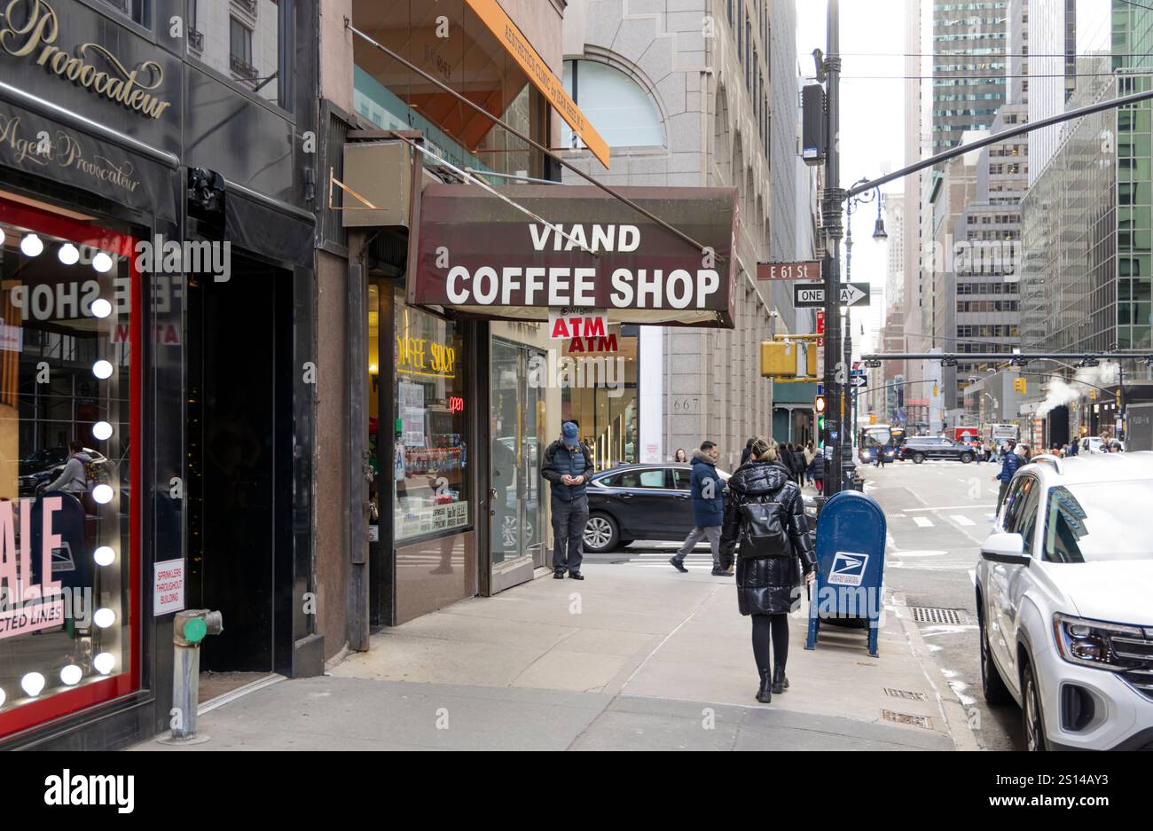 exterior image of viand coffee shop on madison avenue Stock Photo - Alamy