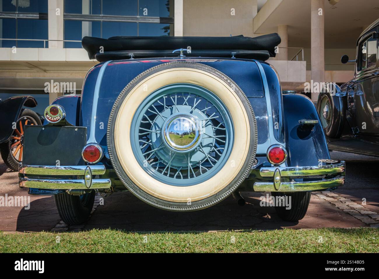 1930 car top view hi-res stock photography and images - Alamy