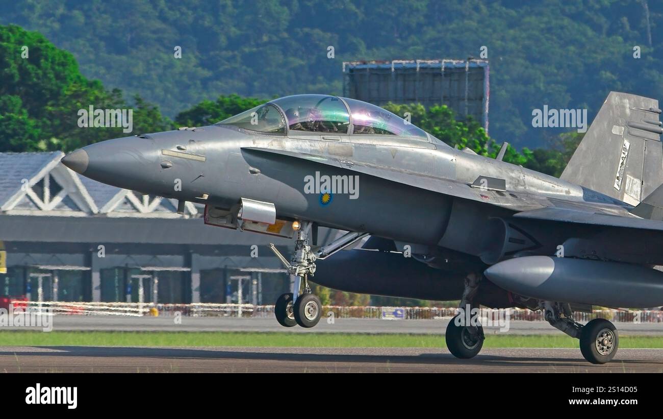 Boeing FA-18D Hornet, Royal Malaysian Air Force M45-06 taking off Stock ...
