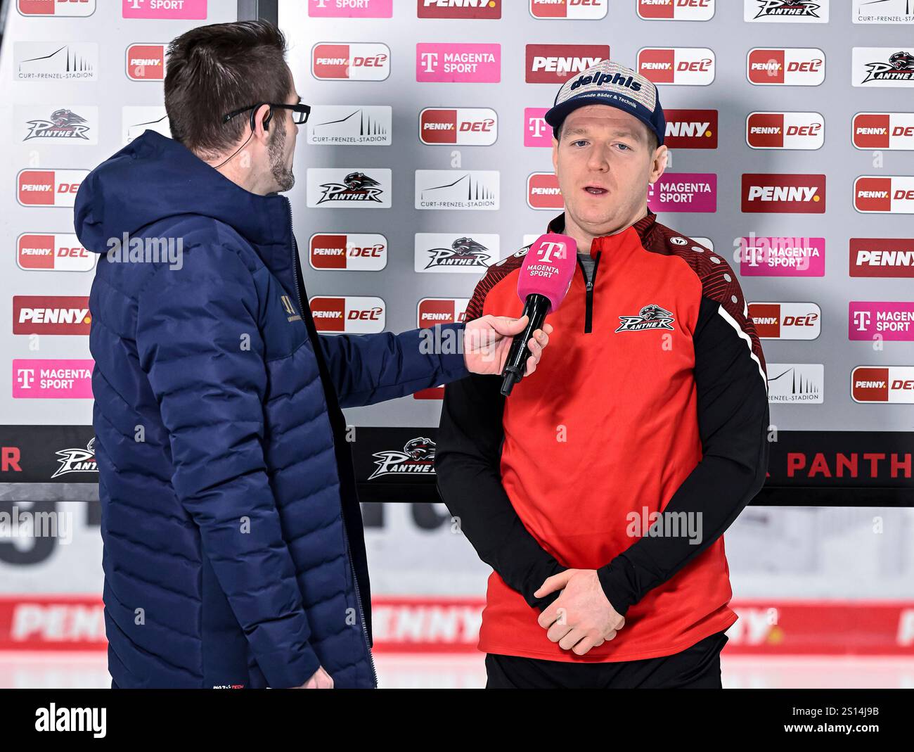 Augsburg, Deutschland. 30th Dec, 2024. Mark Zengerle (Augsburger ...