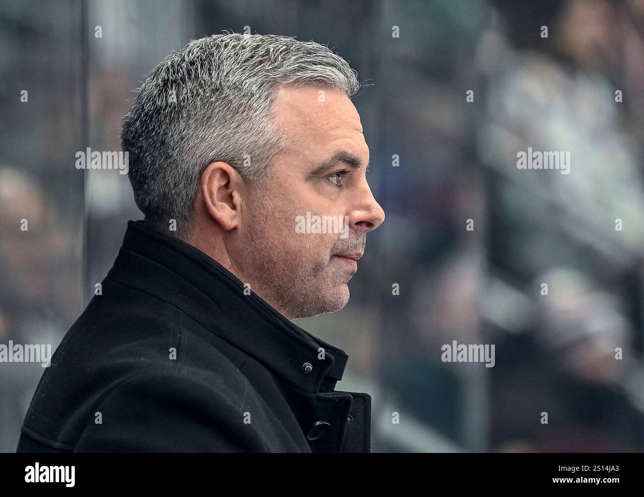 Augsburg, Deutschland. 30th Dec, 2024. Rob Collins (Co-Trainer ...