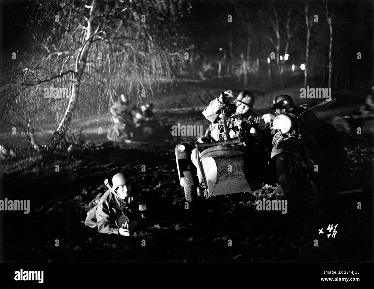 Nazi soldiers night training with Motorcycles and Sidecars in DREI ...