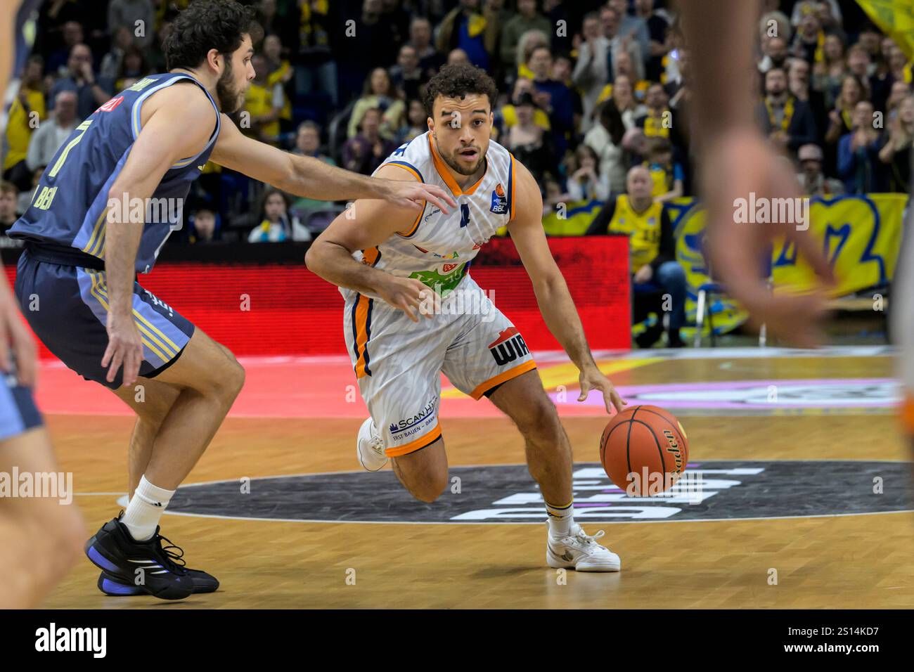 Berlin, Deutschland. 31st Dec, 2024. GER, Berlin, Basketball, Alba ...