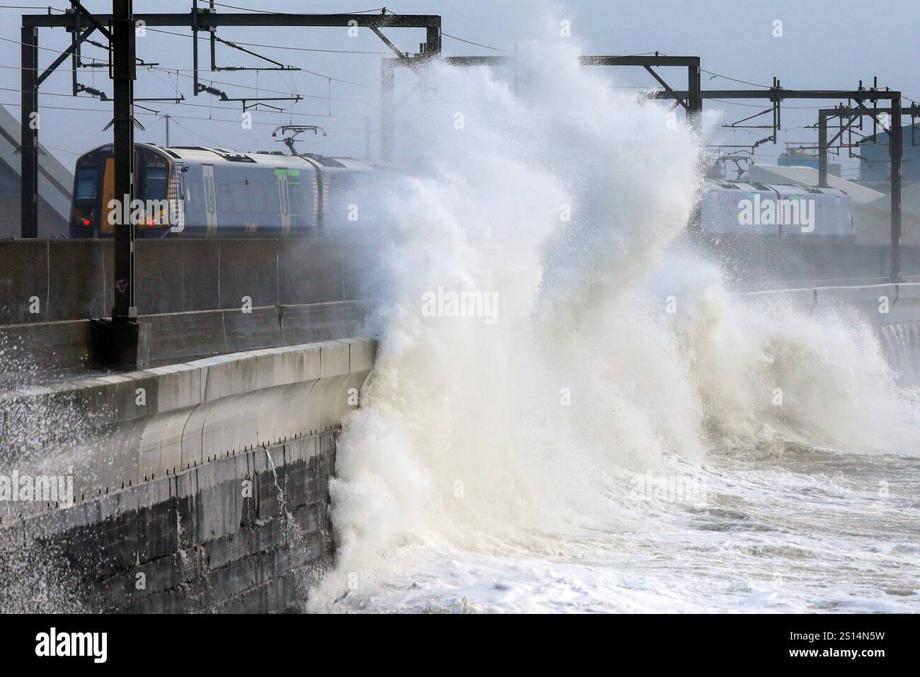 Saltcoats, UK. 31st Dec, 2024. Storm winds of up to 60 mph on the ...
