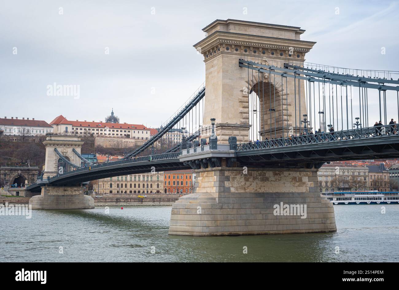 Széchenyi Chain Bridge (Hungarian: Széchenyi lánchíd) over the Danube ...
