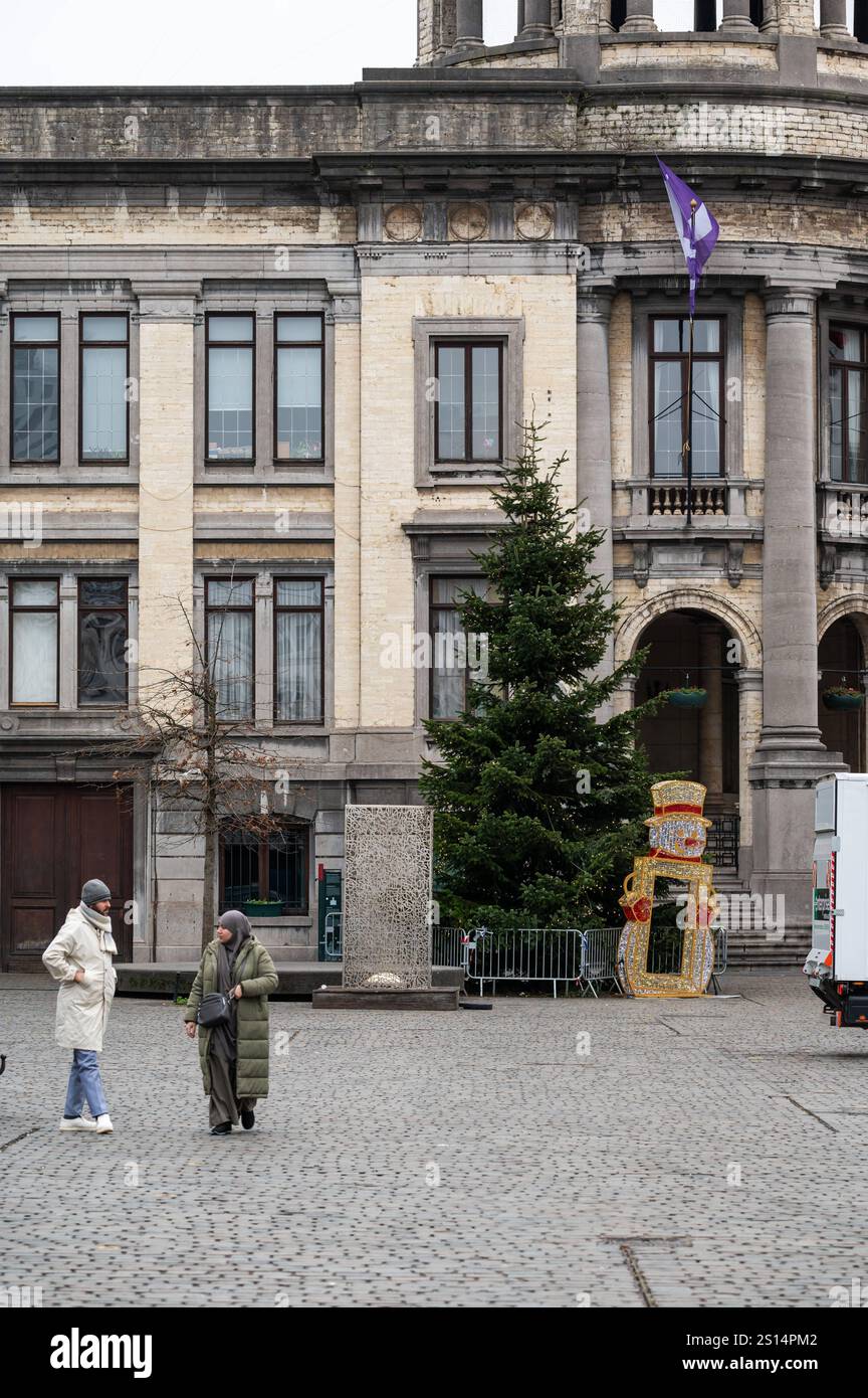 Place Communale or Gemeenteplein of the municipality of Molenbeek ...