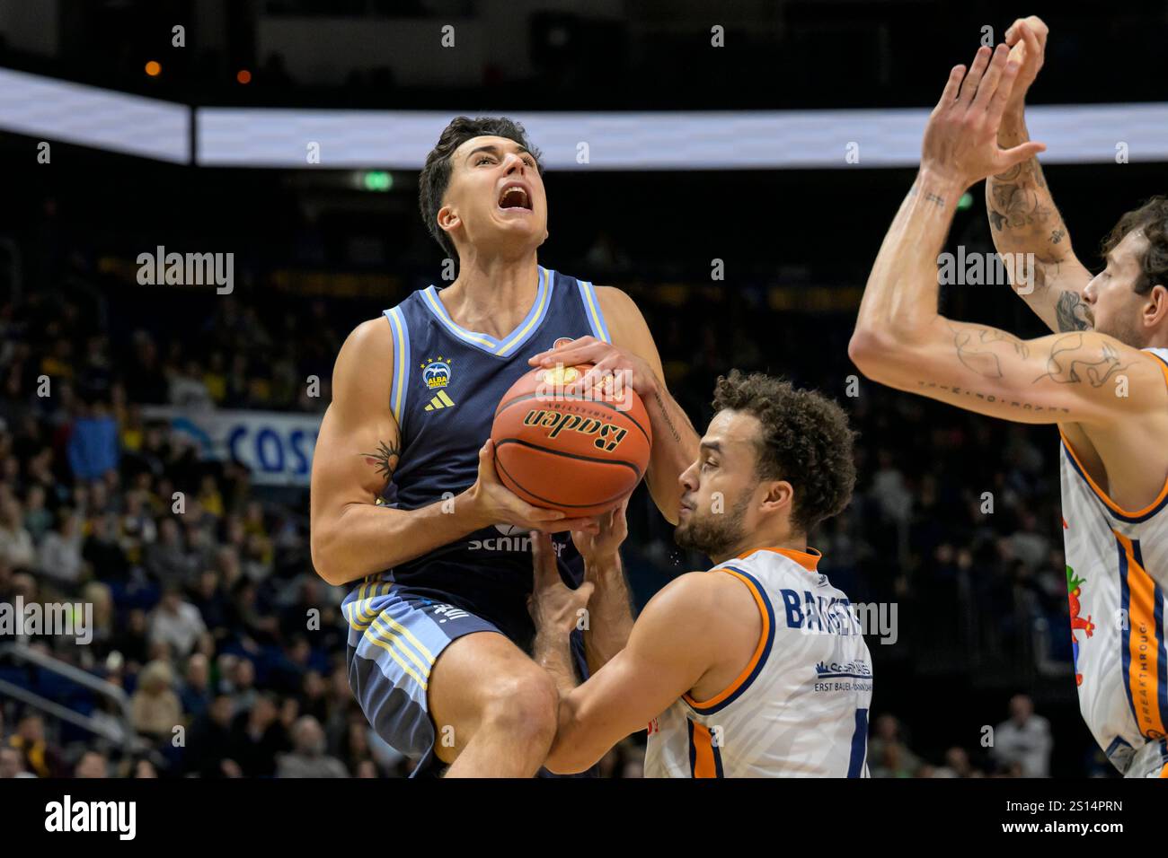 Berlin, Deutschland. 31st Dec, 2024. GER, Berlin, Basketball, Alba ...