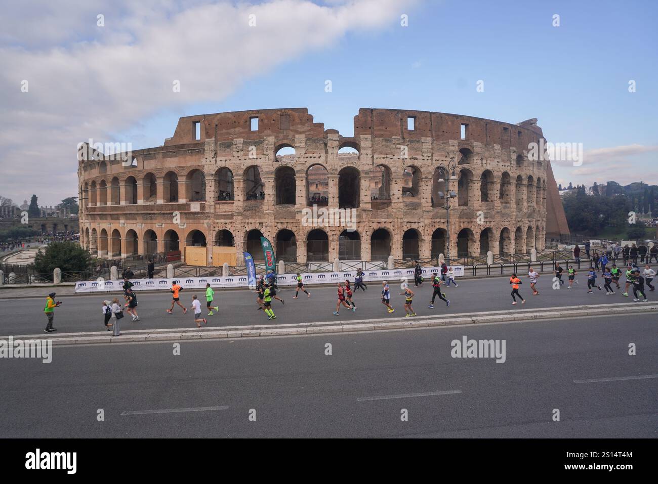 Rome, Italy. 31 December 2024 Thousands of participants run past the ...