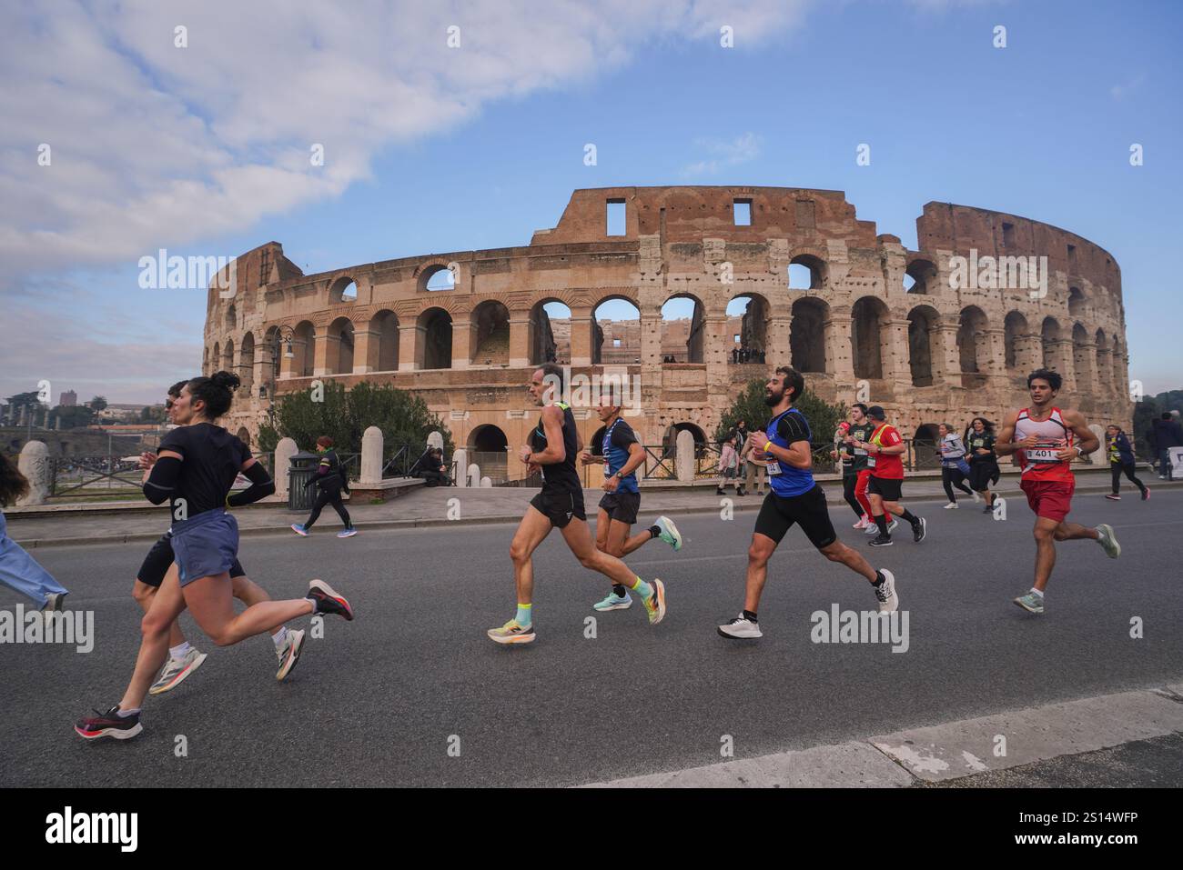 Rome, Italy. 31 December 2024 Thousands of participants run past the ...