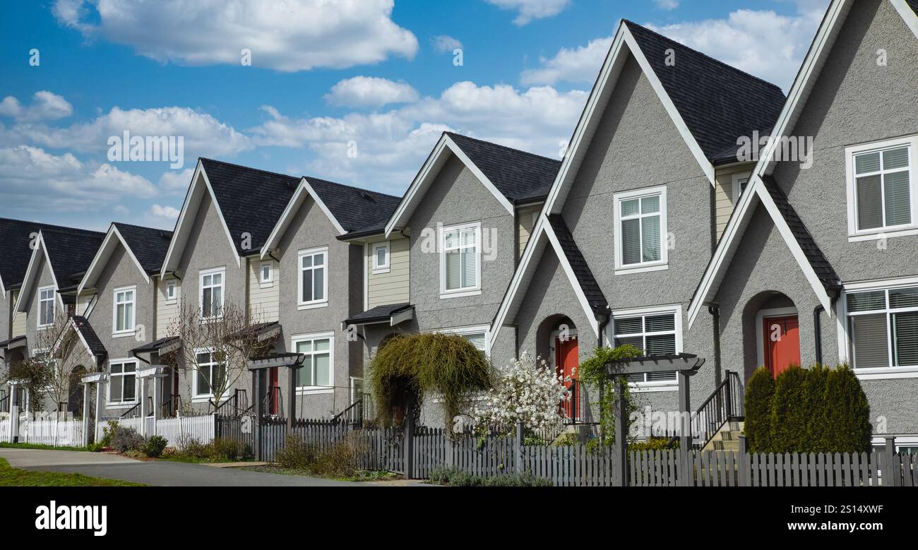 Two story town houses. Attached town homes on the street. Town homes in ...