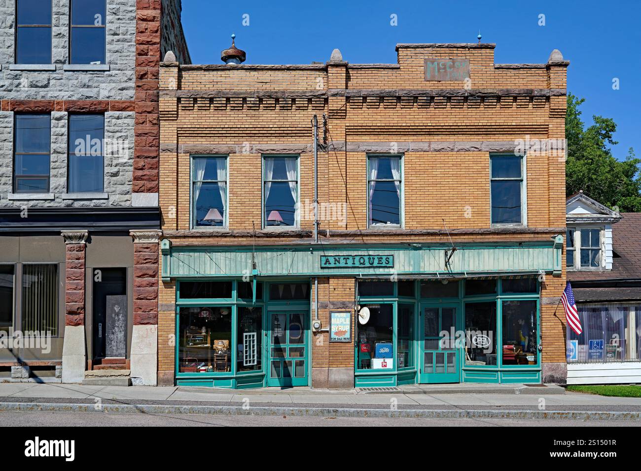 Small town main street antique shop Stock Photo - Alamy
