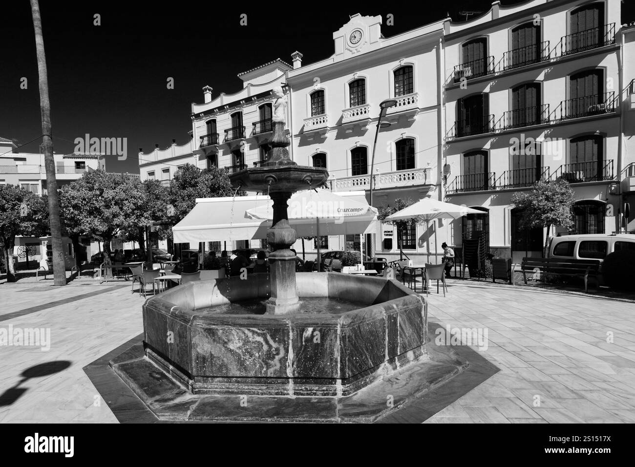 Coin buildings Black and White Stock Photos & Images - Alamy