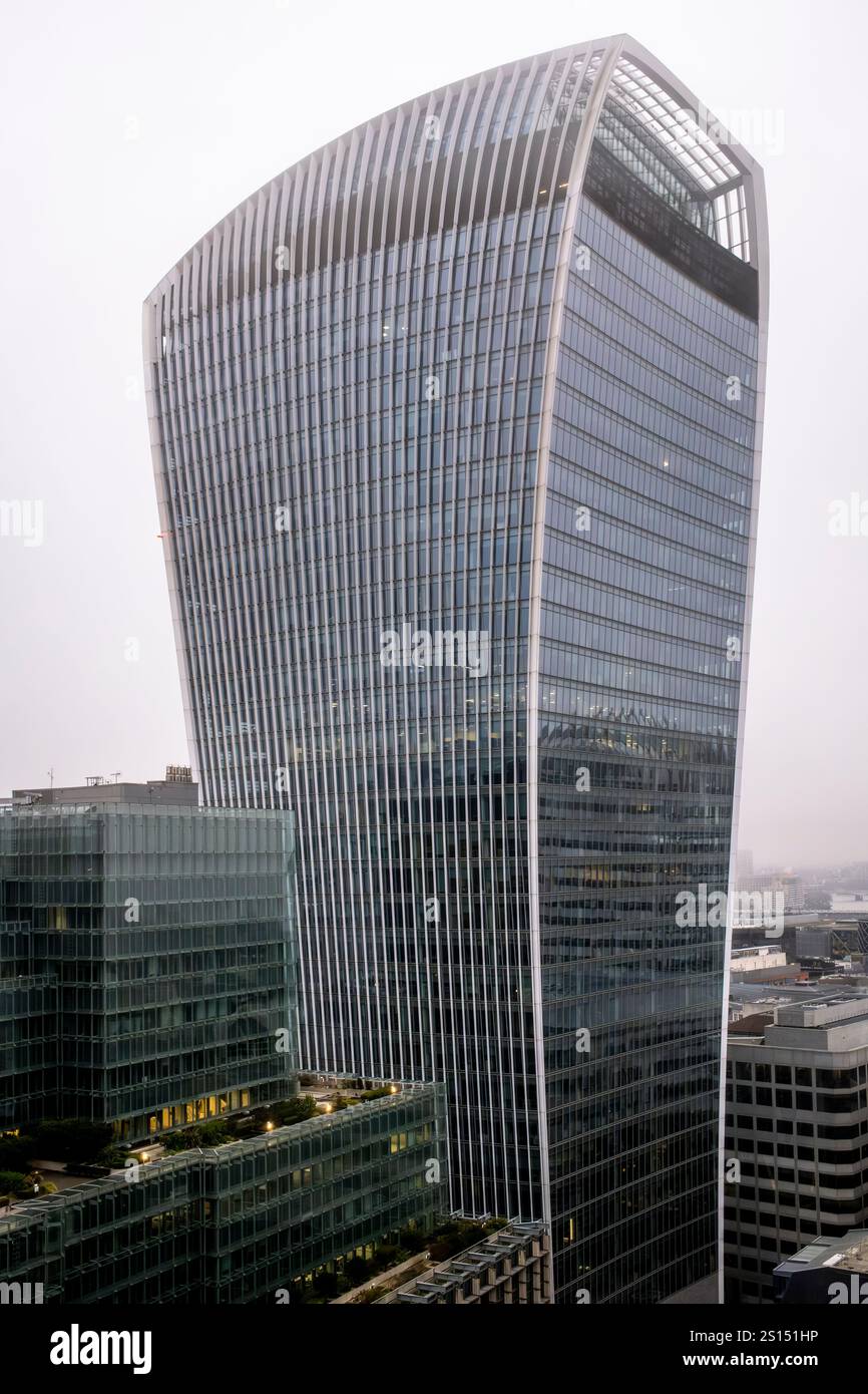 The Walkie Talkie Building Officially Known As 20 Fenchurch Street ...