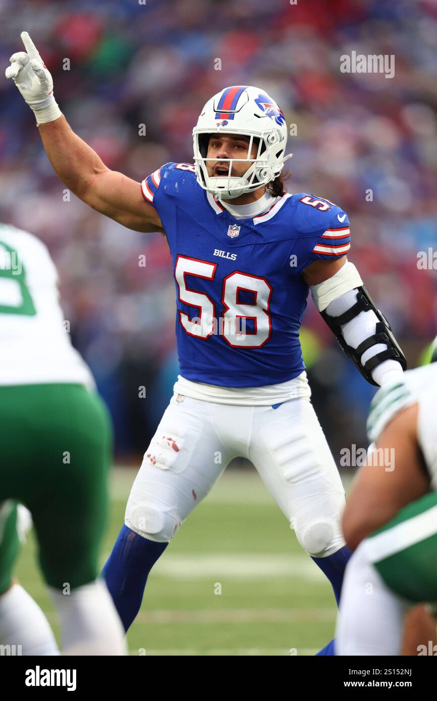 Buffalo Bills linebacker Matt Milano (58) calls out a play during the ...