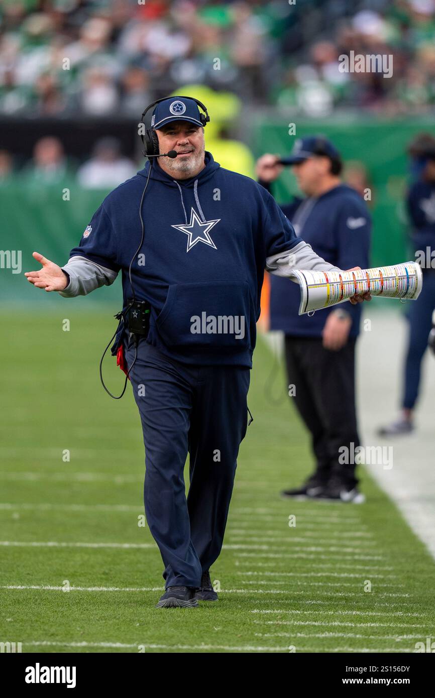 Dallas Cowboys head coach Mike McCarthy reacts during the NFL football ...