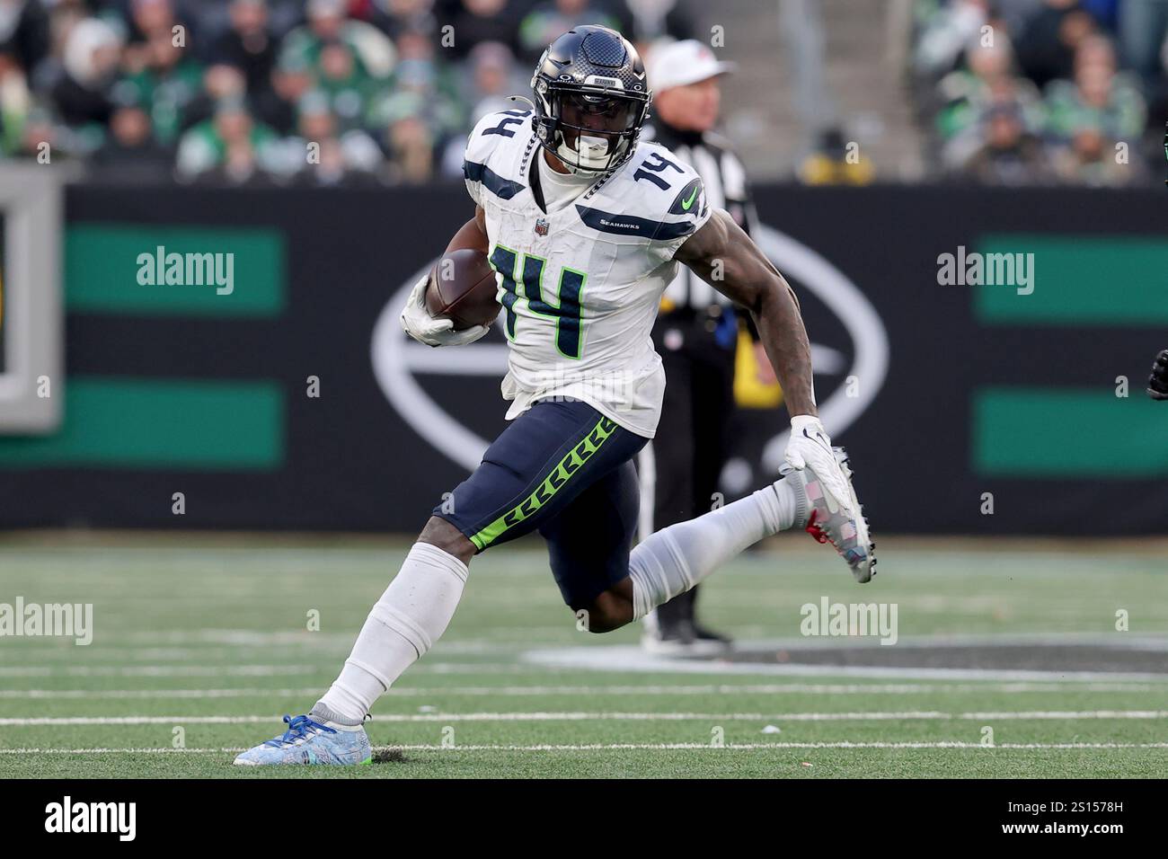 Seattle Seahawks wide receiver DK Metcalf (14) in action against the ...