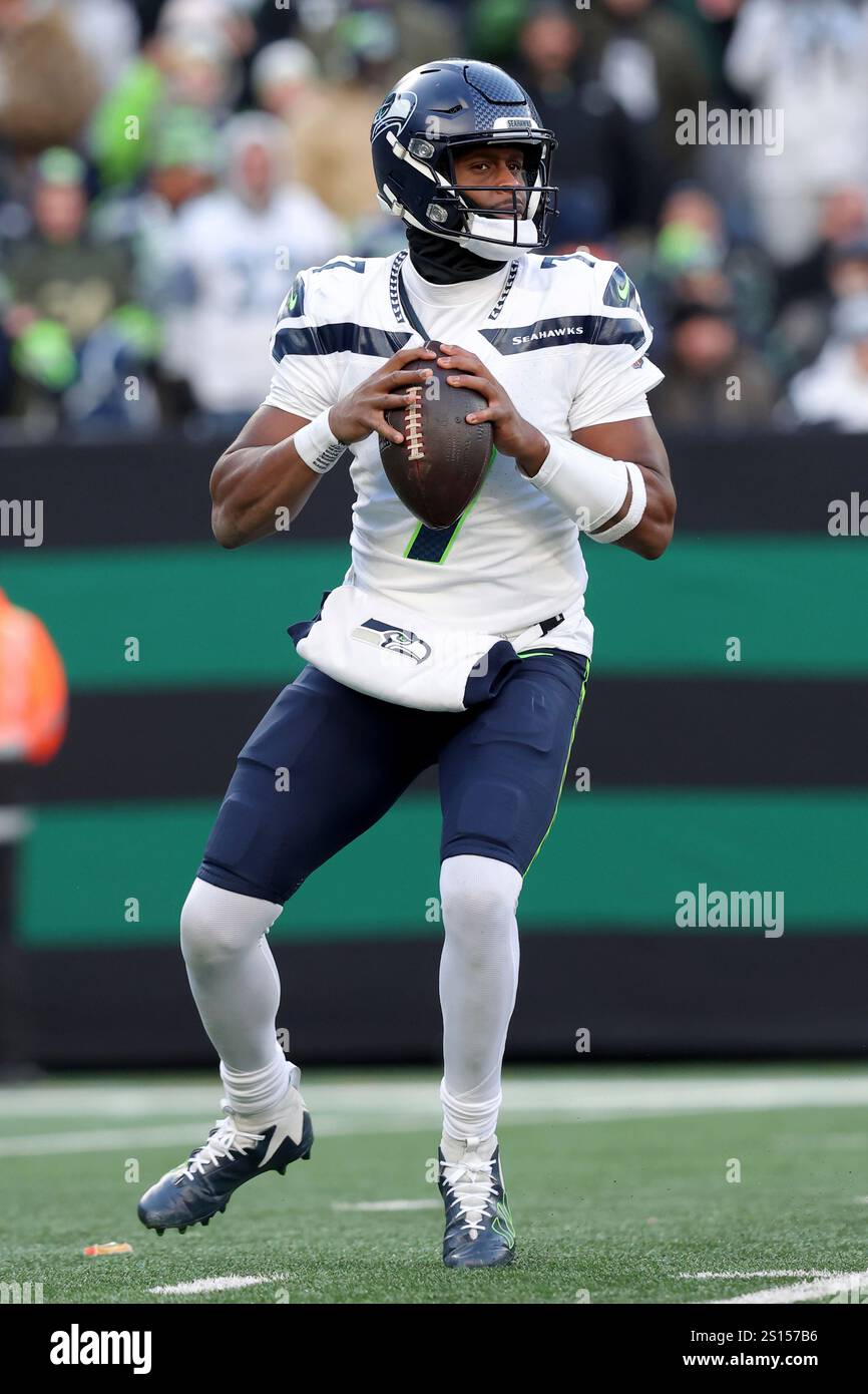 Seattle Seahawks quarterback Geno Smith (7) in action against the New ...
