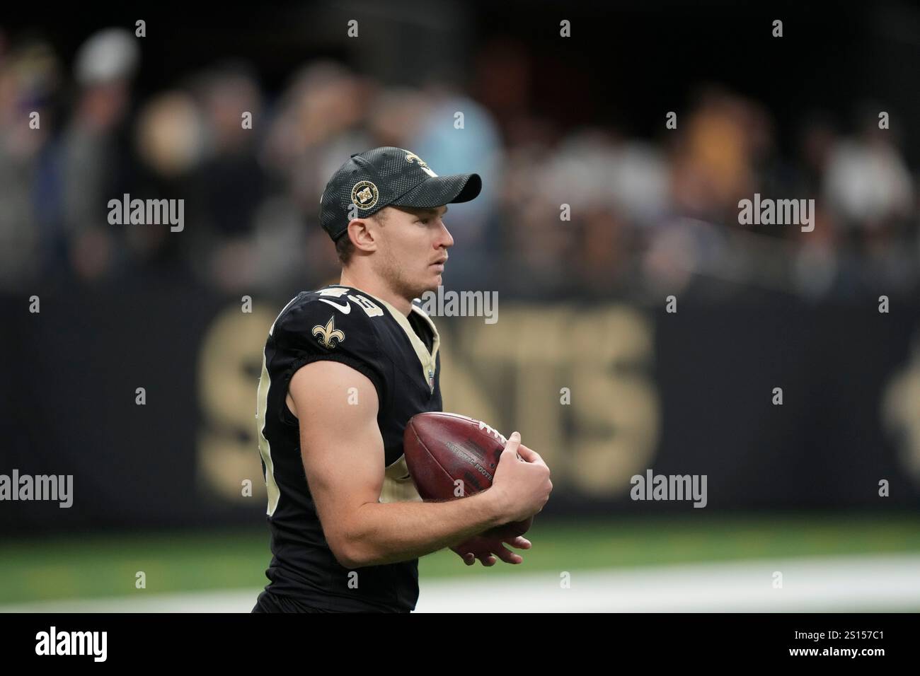 New Orleans Saints punter Matthew Hayball (43) warms up before an NFL ...