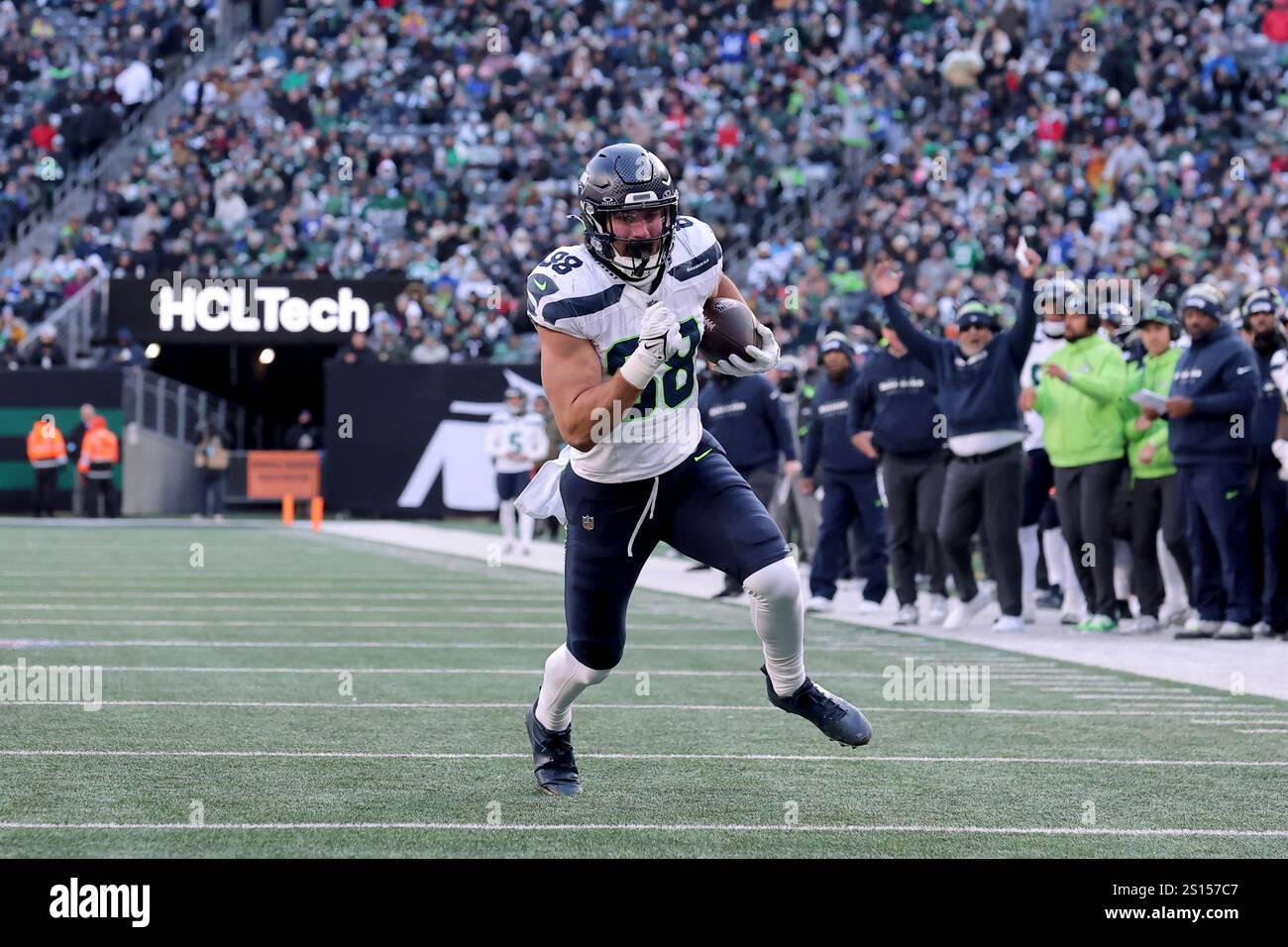 Seattle Seahawks tight end AJ Barner (88) in action against the New ...