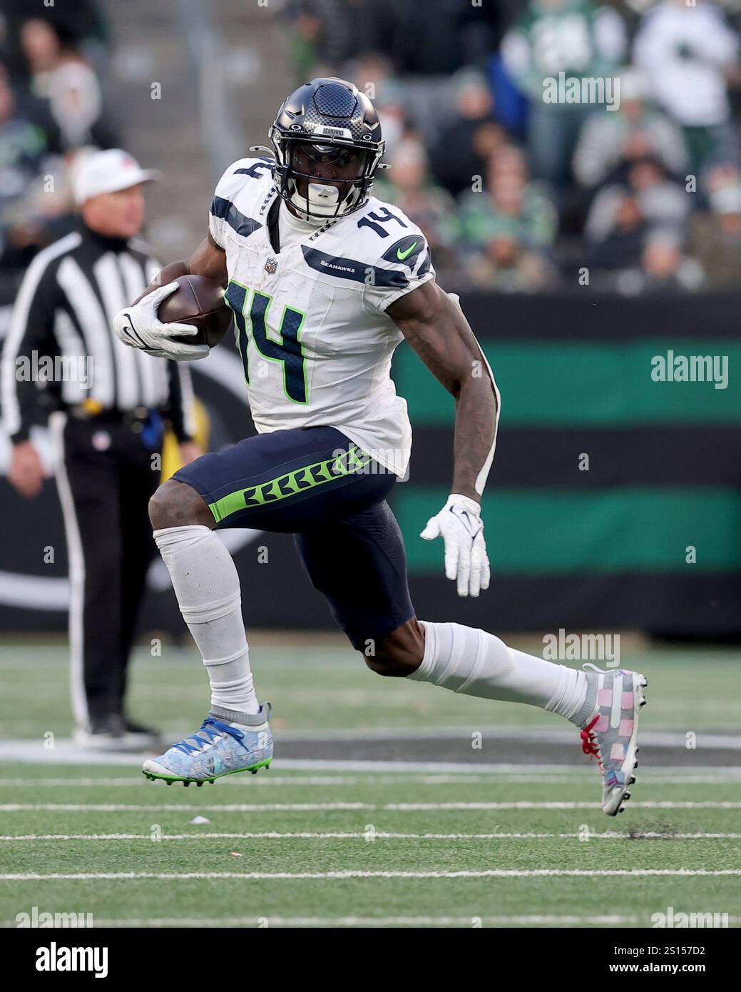 Seattle Seahawks wide receiver DK Metcalf (14) in action against the ...