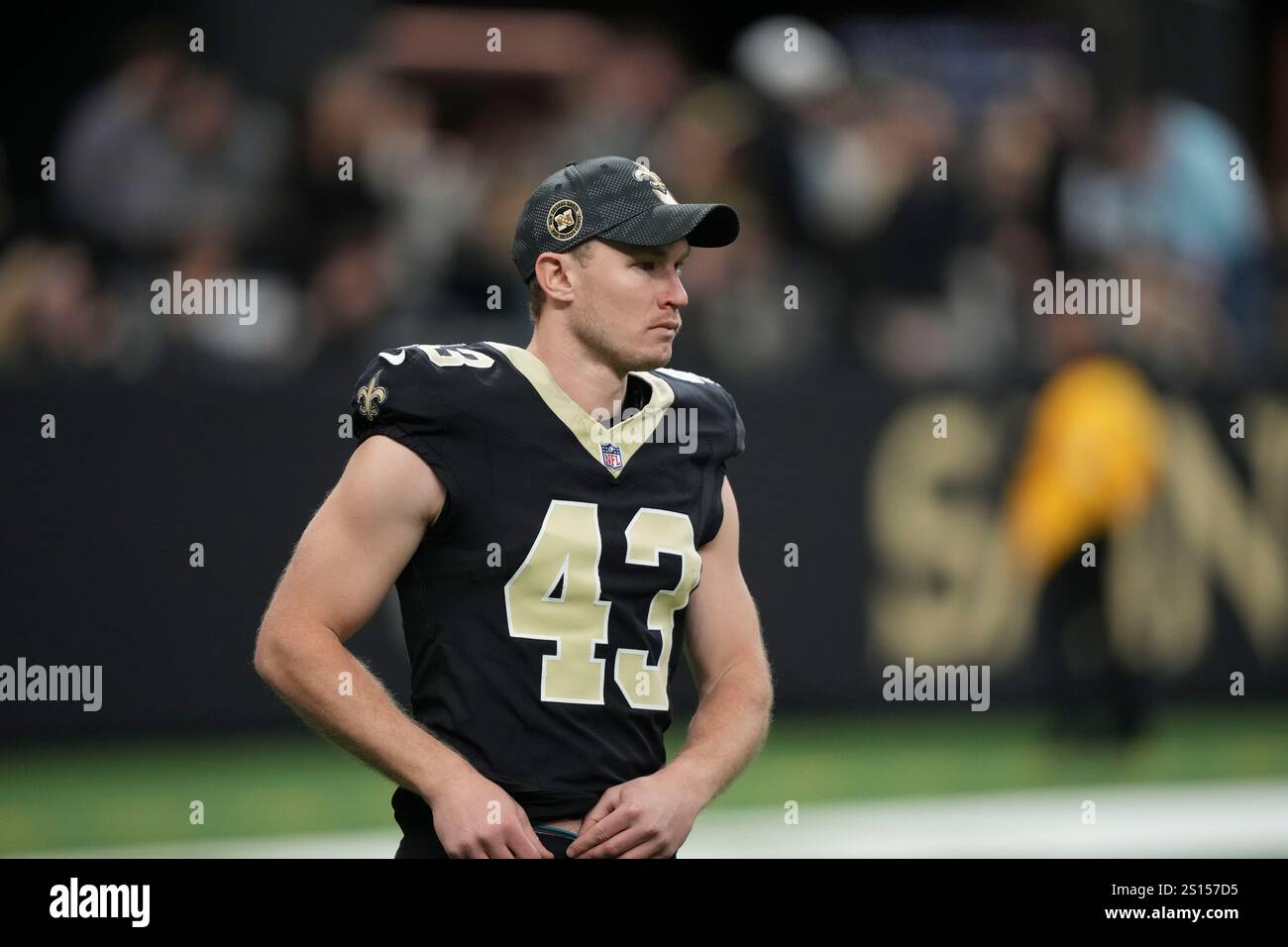 New Orleans Saints punter Matthew Hayball (43) warms up before an NFL ...