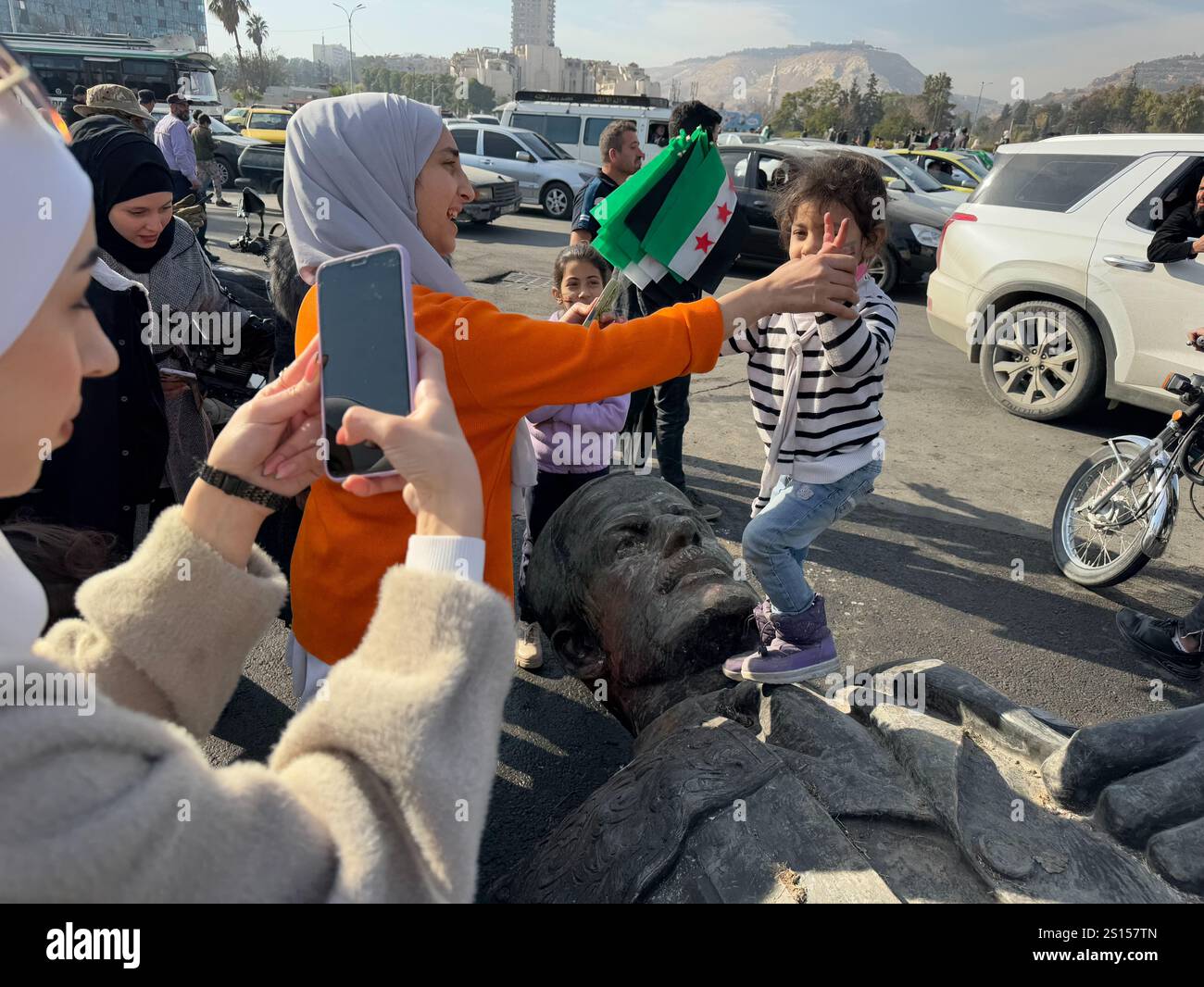 Daily life in the Syrian capital city Damascus pictured on December 16 ...