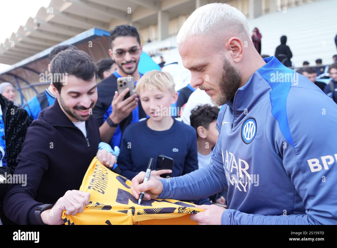 Riyadh, Arabia Saudita. 31st Dec, 2024. Inter Milan's Federico Di Marco ...